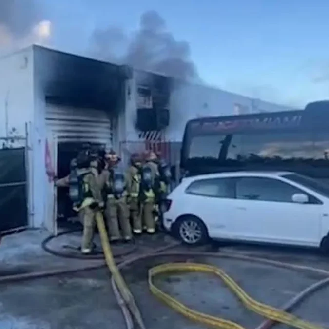 Miami Warehouse Fire Sends Man To Hospital – Bugle Miami